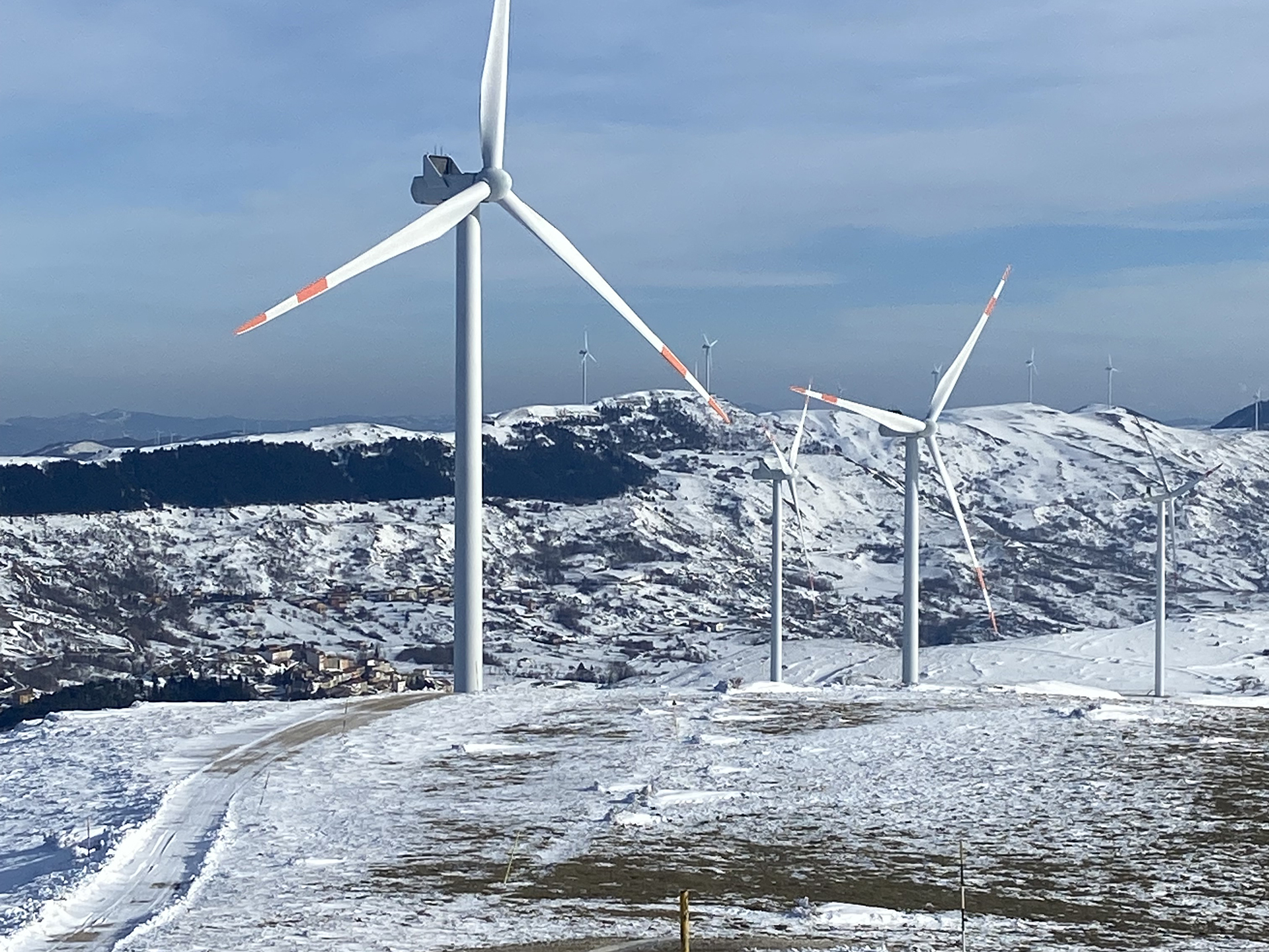 Contract for routine maintenance services on wind turbines | Progeco NeXT